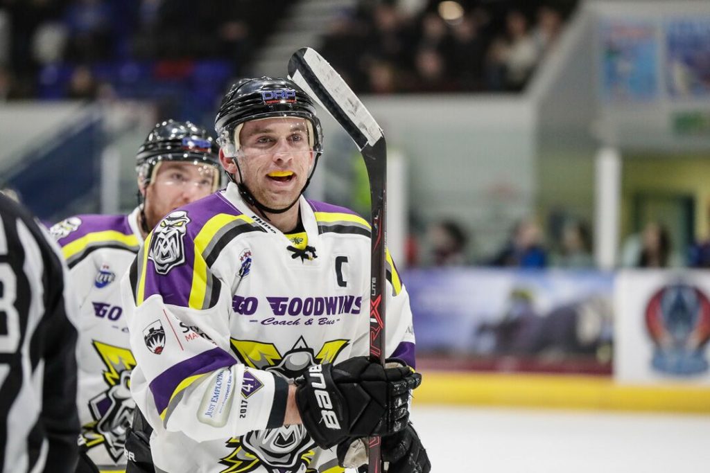 Luke Moffatt back for the 2018/19 season! – Manchester Storm