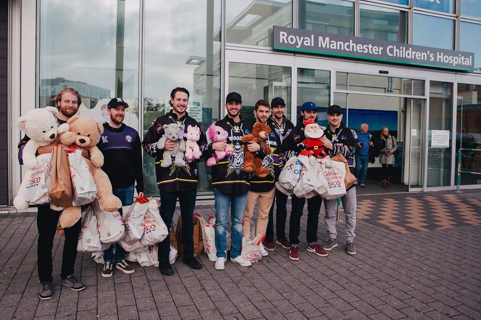 Storm Visit Royal Manchester Children’s Hospital! – Manchester Storm